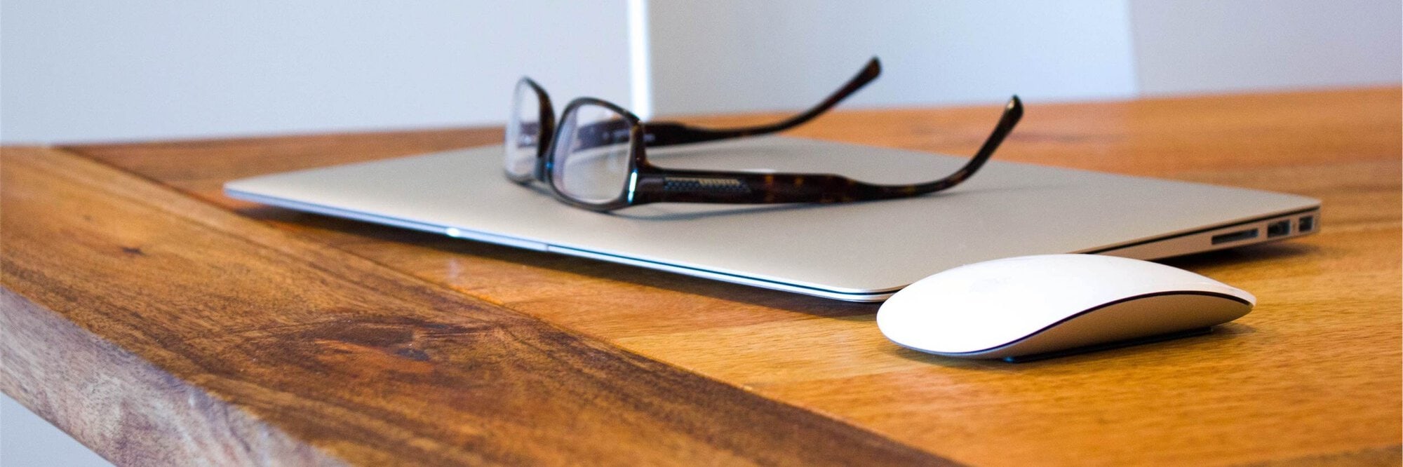 5 Good Reasons to Redesign Your Website - Status Forward